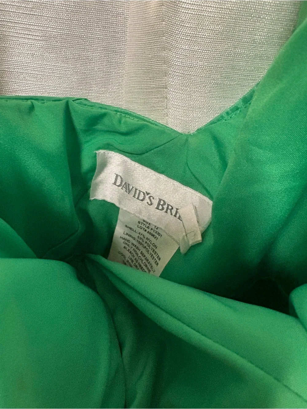 David's Bridal | Dresses | Davids Bridal Kelly Green Oneshoulder ...